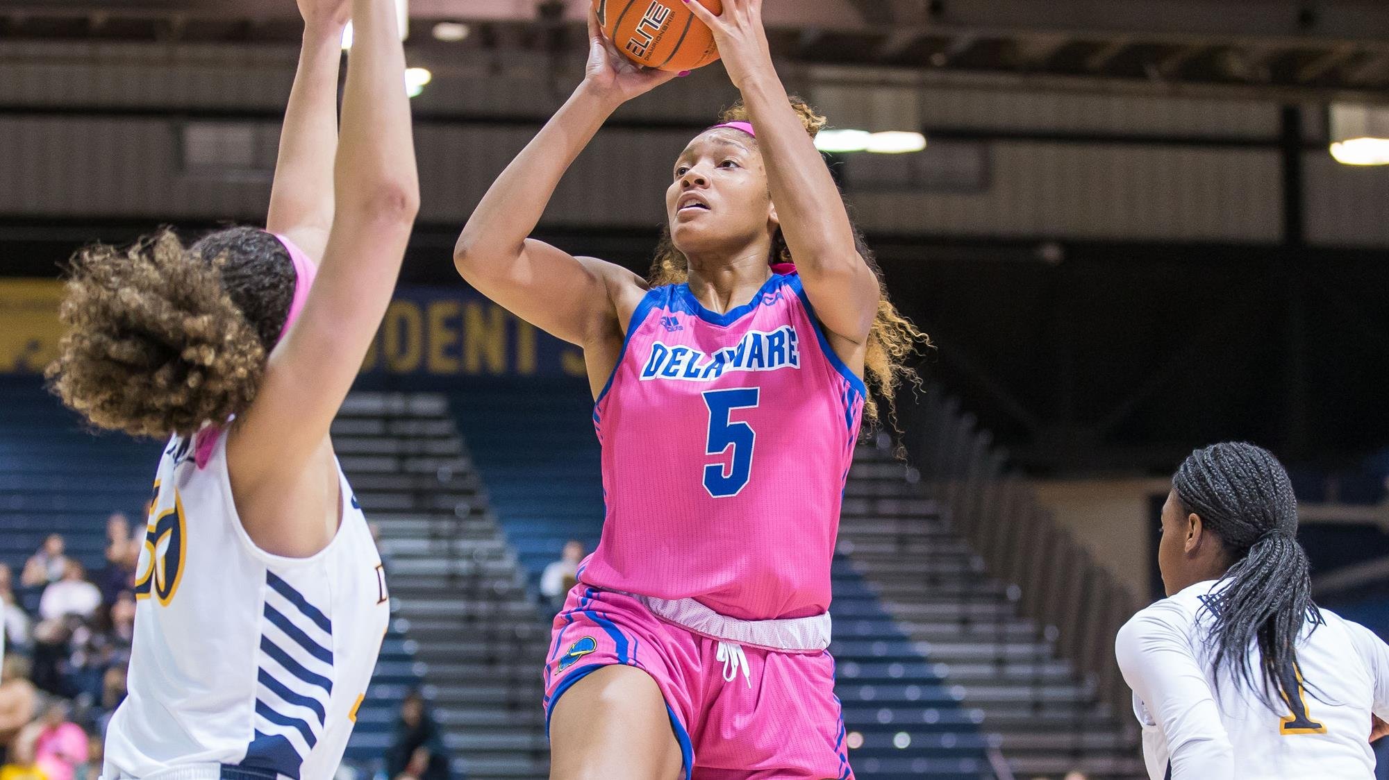 BLK pomůže další Američanka! Tým posílila Clarke-Nicholas | BLK Slavia ...